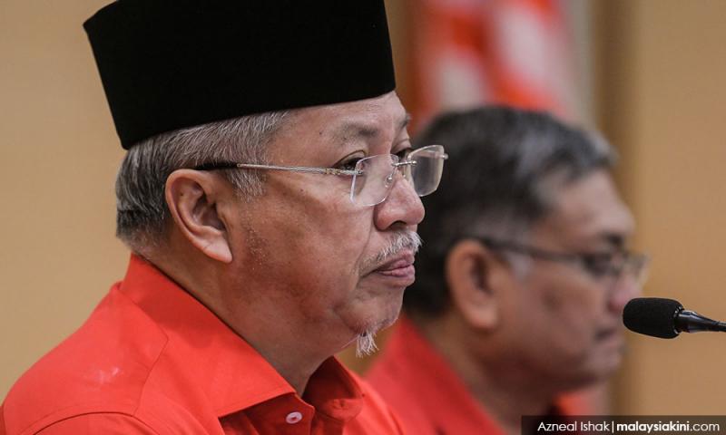 Umno sec-gen pans Dr M's call for Parliament sitting to determine MPs ...