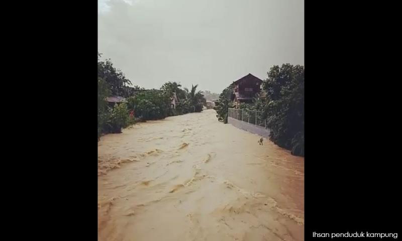 Banjir di Sungai Raya - Pemaju, agensi, rakyat diharap main peranan