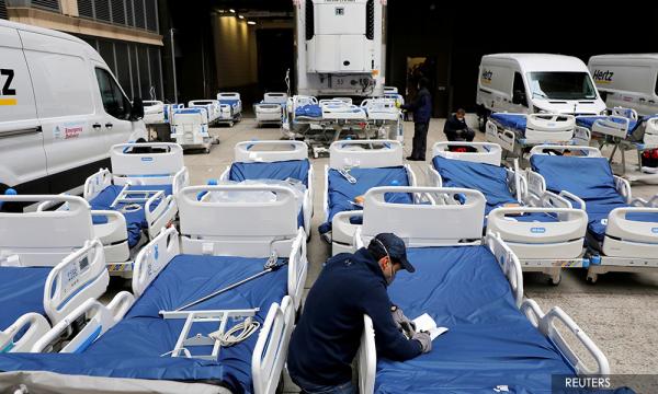 US coronavirus cases hit 3 million, stoking fears of overwhelmed hospitals