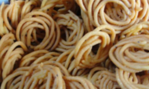 Jais raids murukku-making premise using fake halal logo
