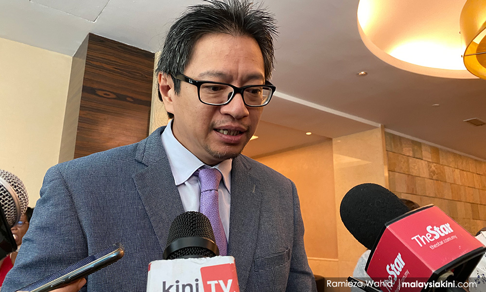 Azmi sambut baik usaha beri lebih kuasa pada SPR