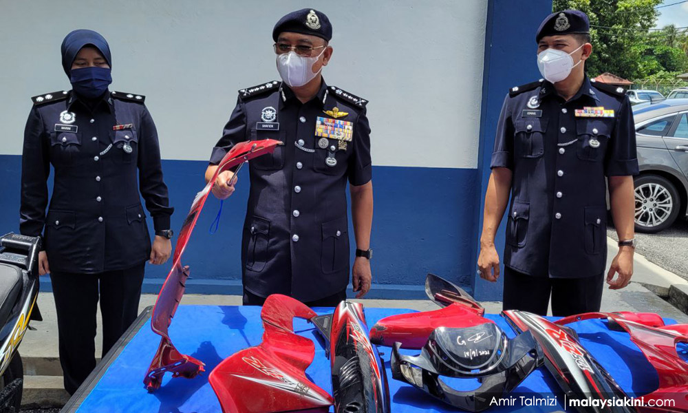 'Suspek mengaku bakar pondok polis sebab tak puas hati polis keluar saman'
