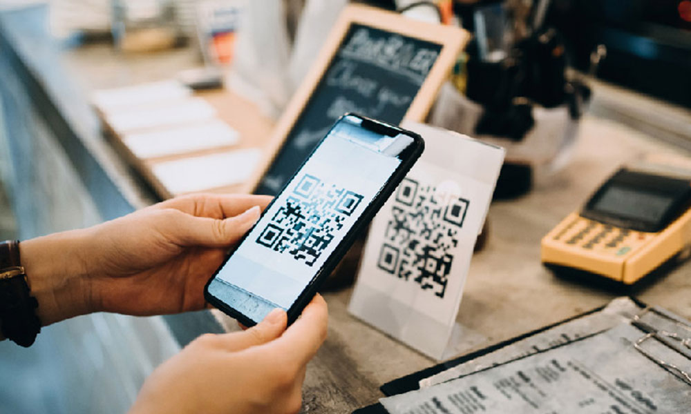 KOLUM | Era tanpa tunai