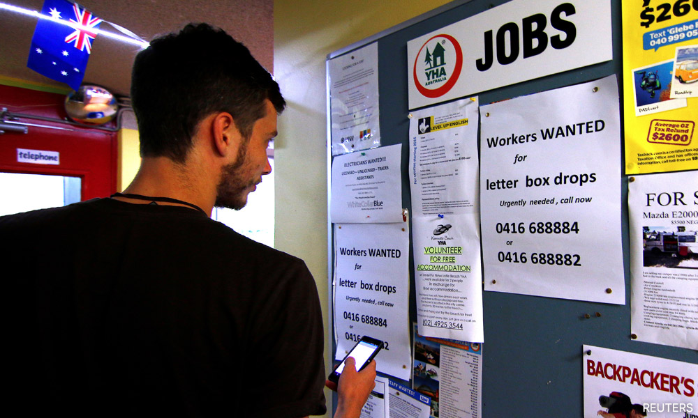 Australia indicates support to boost temporary skilled migrants' pay