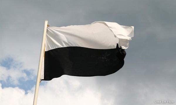 Bendera Pahang dikibar separuh tiang esok, penghormatan pemergian Pak Lah