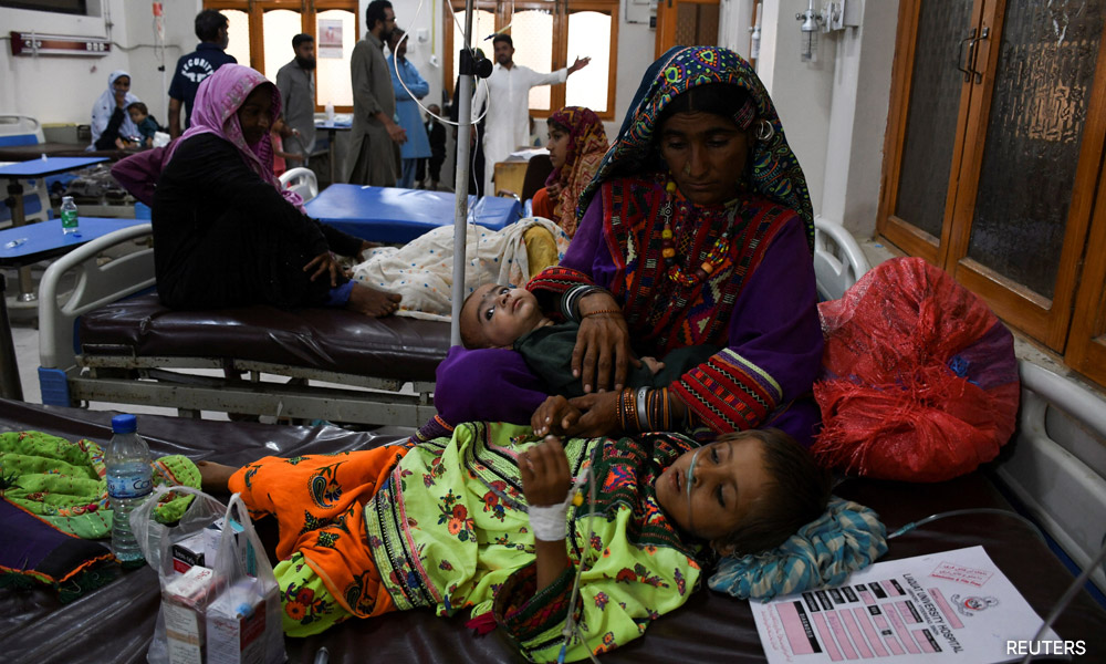 Pakistan flood-borne diseases could get 'out of control' as deaths rise