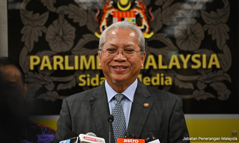 Isu Menara KL: Annuar Musa arah peguam saman Razlan Rafii