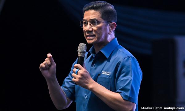 Anwar engaging a ‘proxy war’ for Gombak, Azmin claims