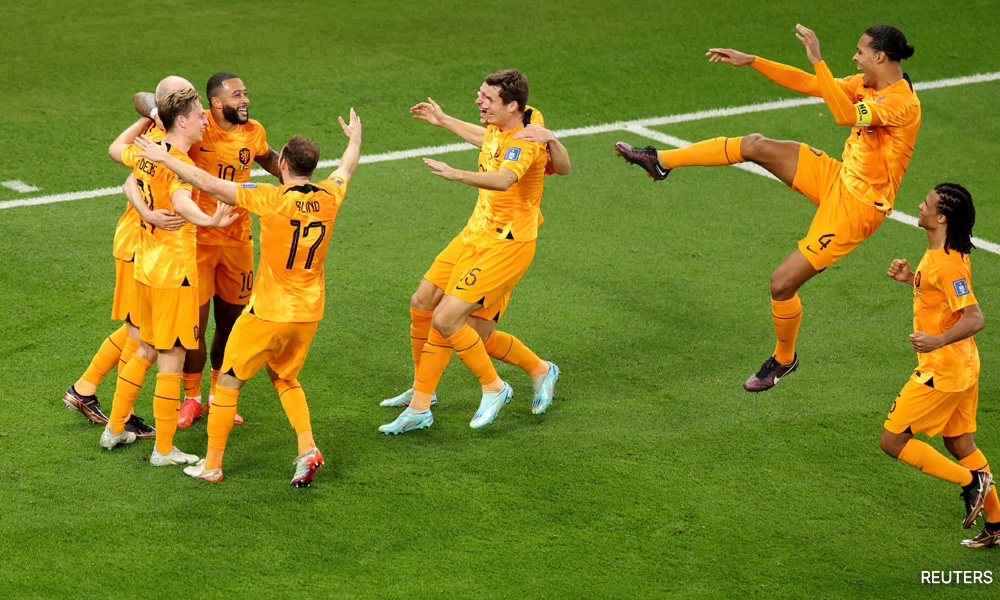 Dutch stages winning return to World Cup with 2-0 victory over Senegal