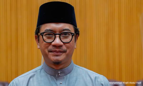 Sebatan takzir untuk tunjuk beza sivil, syariah - Khalil