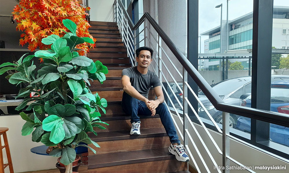 Imran Syafiq celebrates traditional dance in any way he can