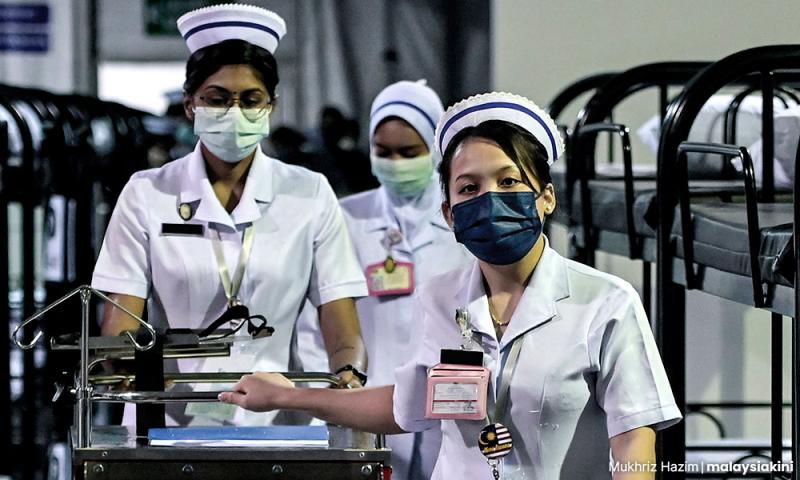 Bring in foreign nurses to plug 'worst ever' shortage, govt urged