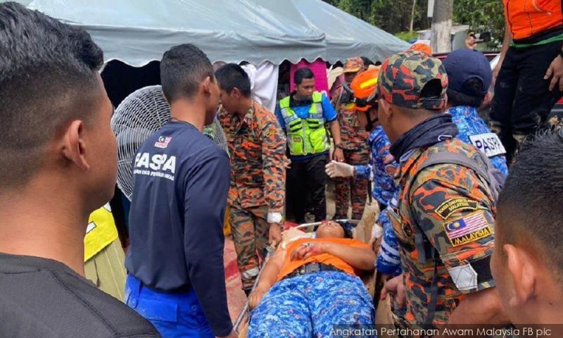 Tanah runtuh: Anggota APM pengsan sewaktu bertugas