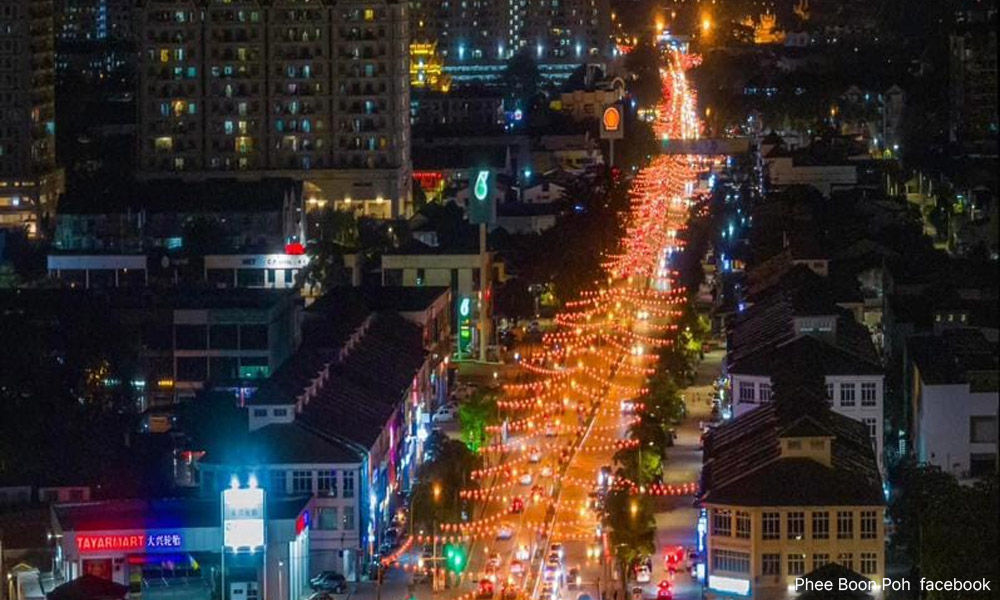 ULASAN | Makna 10,000 tanglung di Jalan Raja Uda