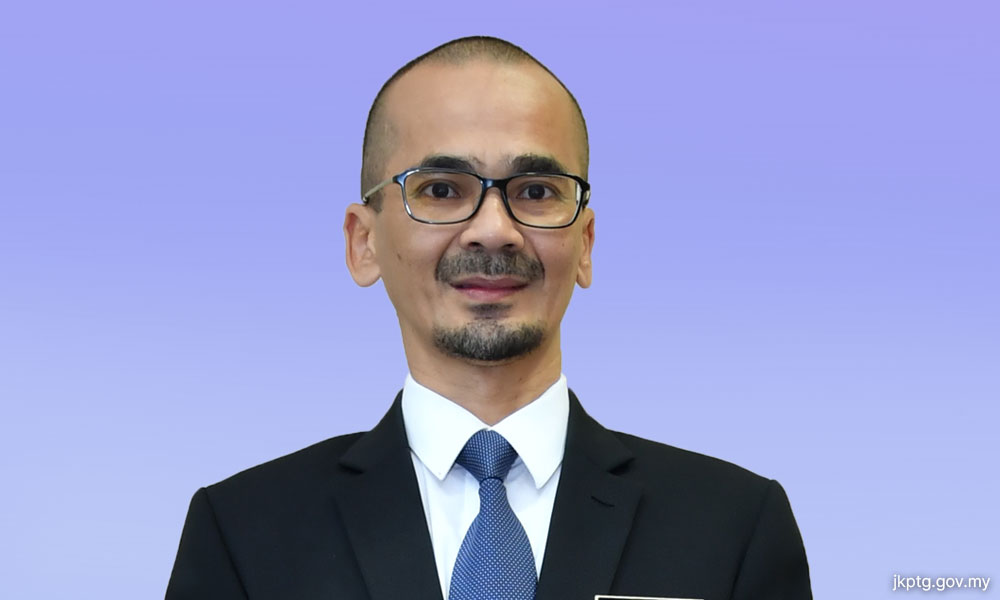 Azmi appointed as MCMC interim chairperson