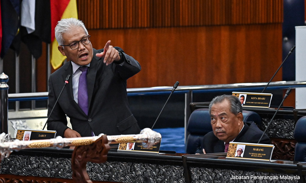 Hamzah 'simpan fail' perkara serius - Ramkarpal