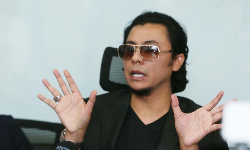 Syamsul Yusof Dakwa Tuduhan Pukul Isteri Cuma Fitnah