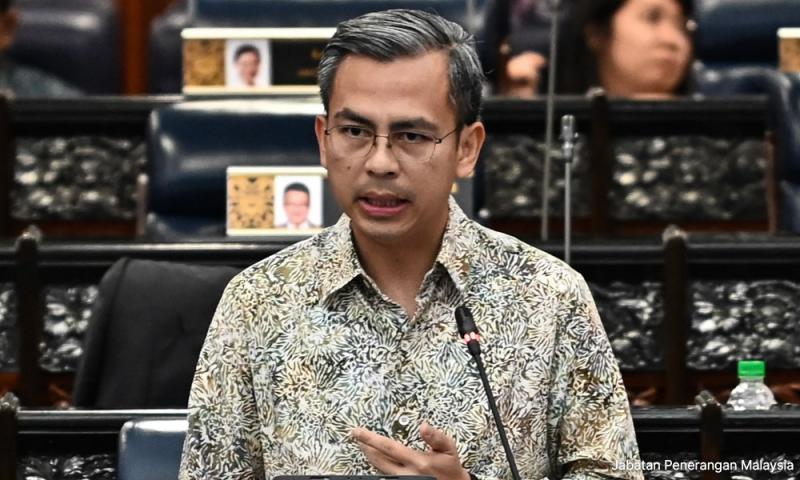 Sebagai menteri Fahmi sepatutnya buat kajian lanjut - Awesome TV