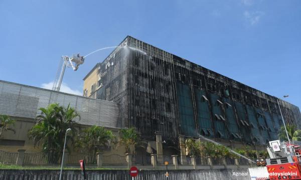 Former EPF office building in PJ catches fire again