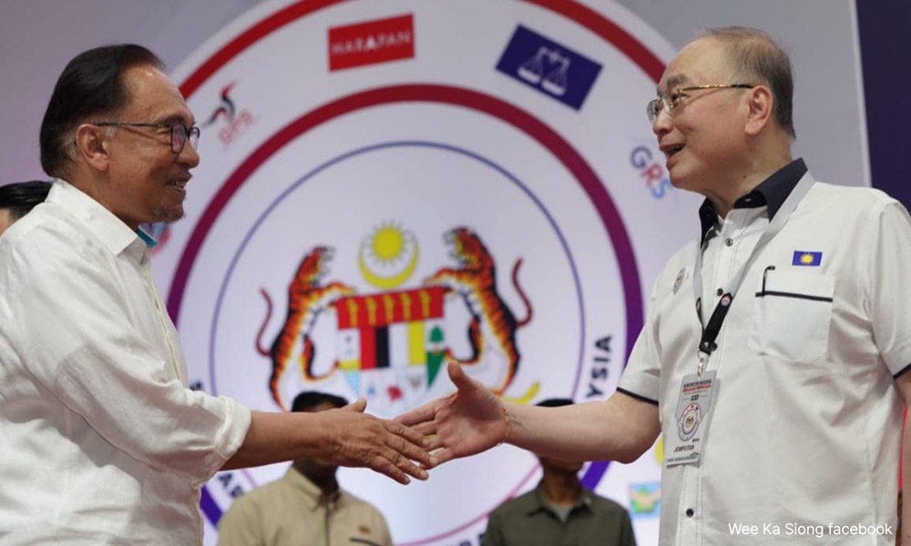 Wee: Dulu lawan kini kawan, hati rakyat perlu ditawan