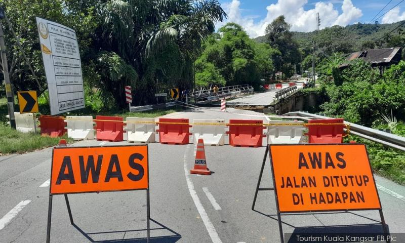 Jambatan Enggor runtuh: 5,000 penduduk terjejas