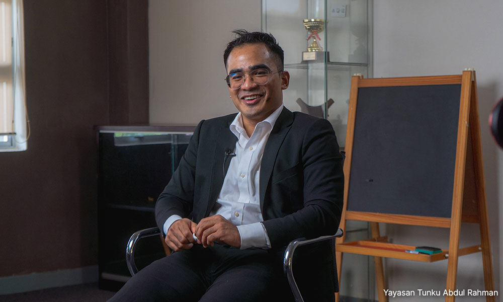 From small town to Harvard: Muar lad’s journey of triumph