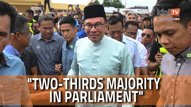 Anwar: We still have two-thirds majority, what is Muhyiddin talking about?