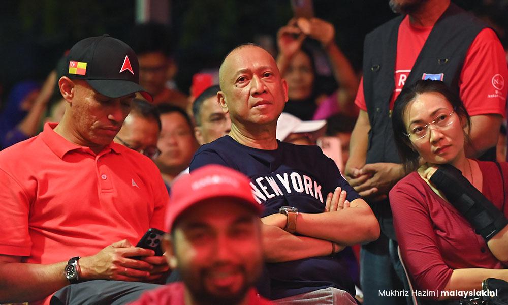 Nazri: DAP mewakili bukan Melayu, bukannya MCA, MIC