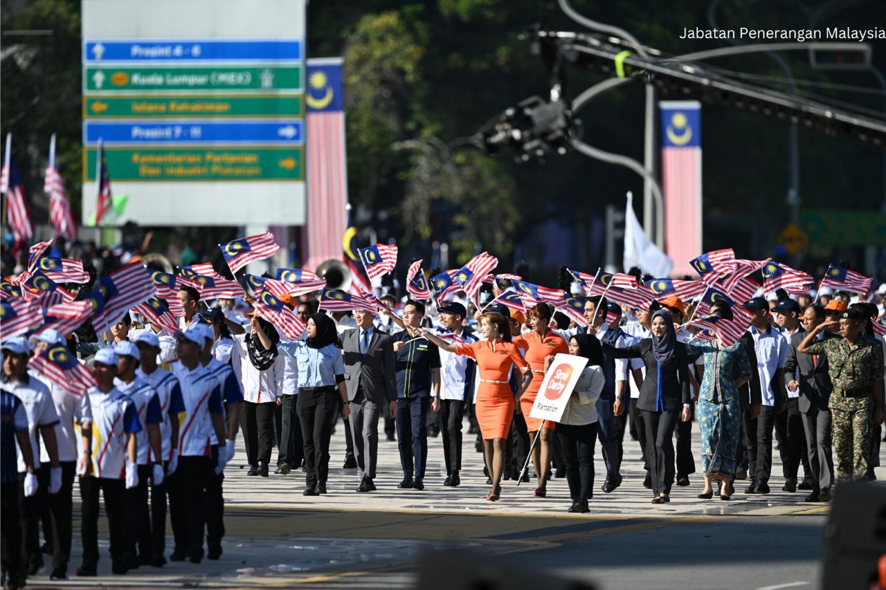 GLC Industry Players liven up the National Day parade in Putrajaya
