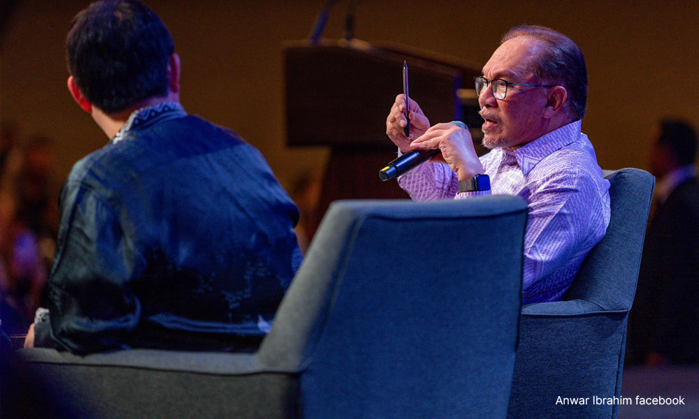 Anwar to attend Apec meet in November