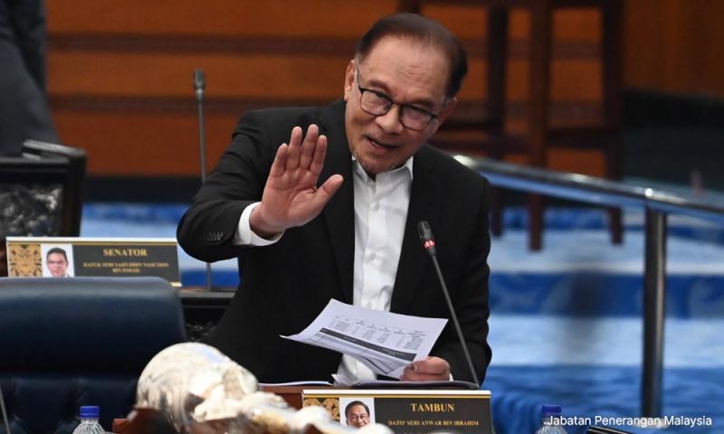 ‘Nothing tomorrow’, Anwar says amid cabinet reshuffle rumours