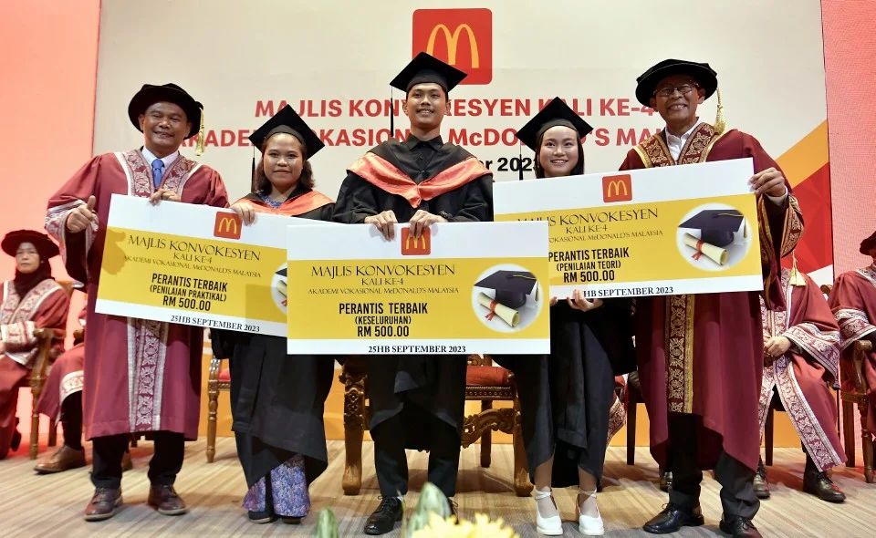 McDonald’s Malaysia Sediakan Peluang Kerjaya dalam Bidang Perkhidmatan ...