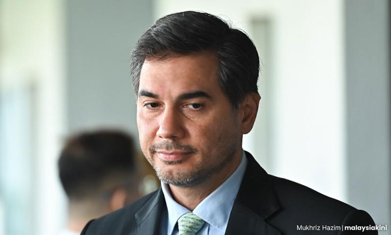 Enam kes Amla Adam Radlan dipindah ke mahkamah sesyen KL