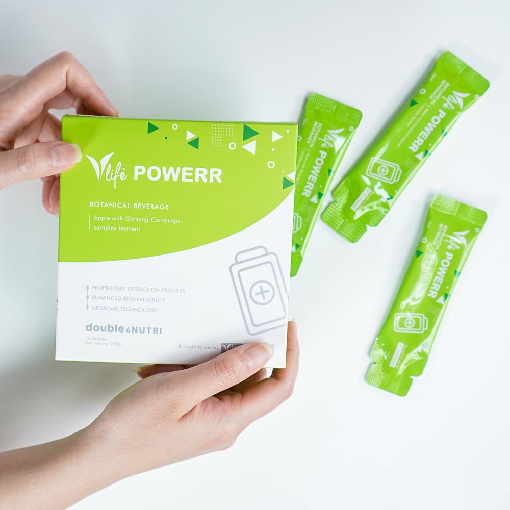Get your daily dose of essential nutrients with VLife™’s ready-to-use sachets!