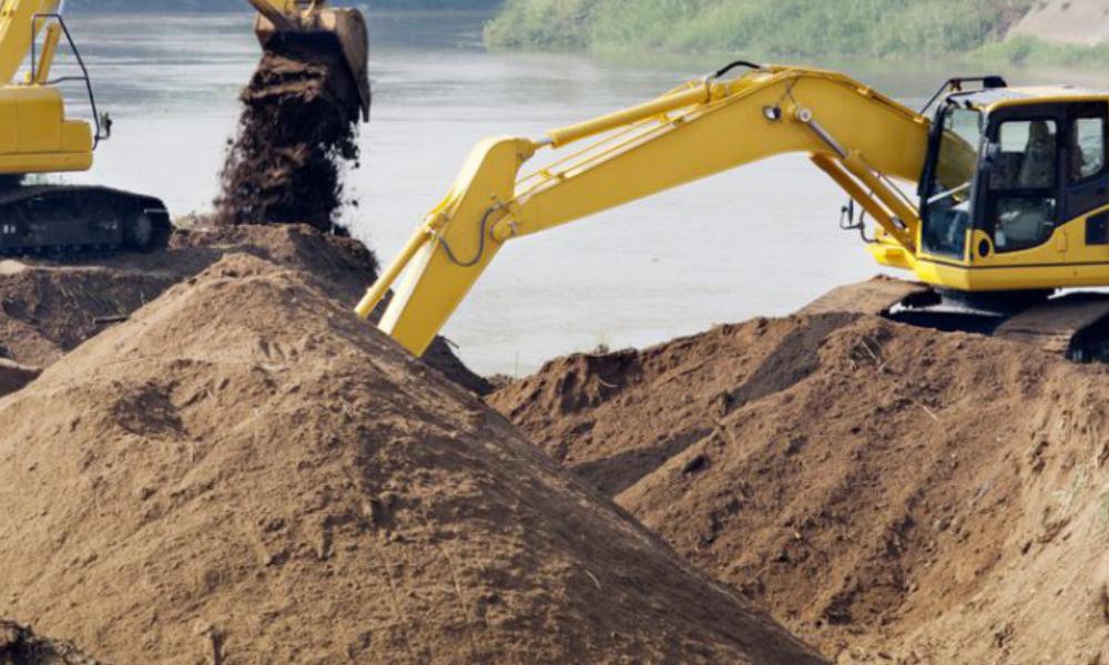 Skandal pasir: 2 lagi lokasi diserbu, ahli politik akan dipanggil