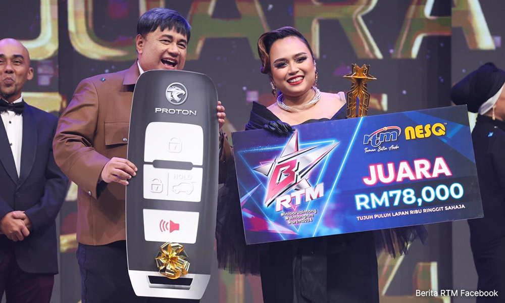 Juara Bintang RTM Roxy Ixzy bawa pulang wang tunai RM78,000