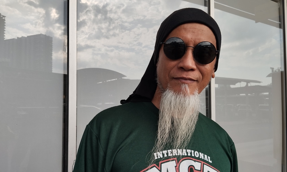 Kecewa dunia komik, Ujang jumpa ketenangan di Tasik Kenyir