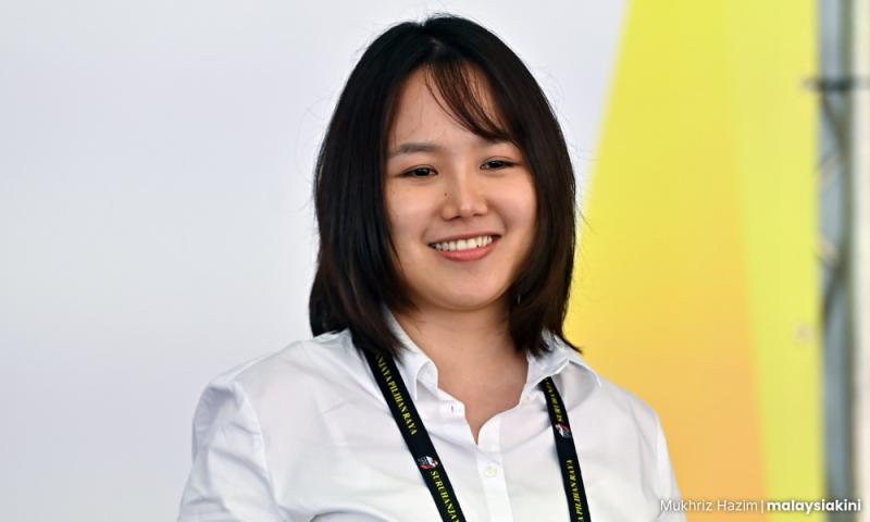 Pang cites 'older sisters' Teo and Yeo as role models