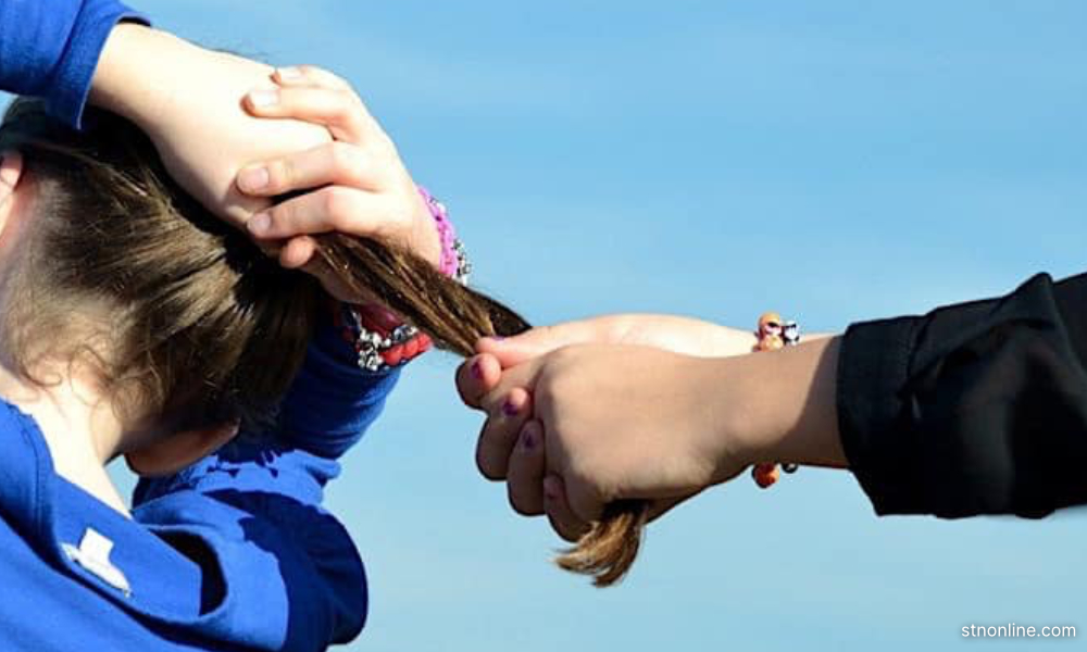 Tarik rambut, tampar - Tuntut hutang RM300, dapat denda RM1,000