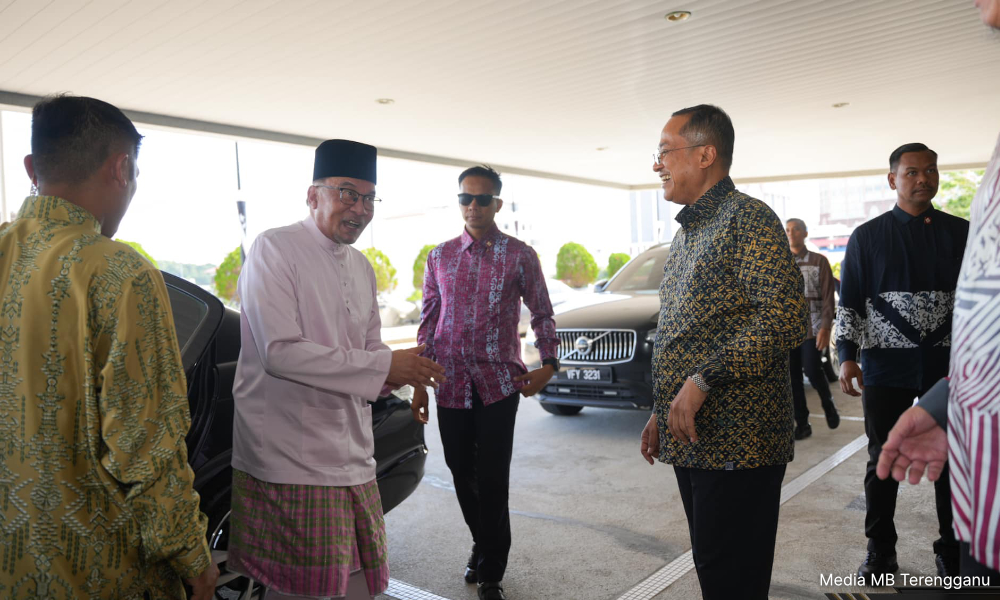 PM, MB Terengganu adakan perjumpaan tertutup