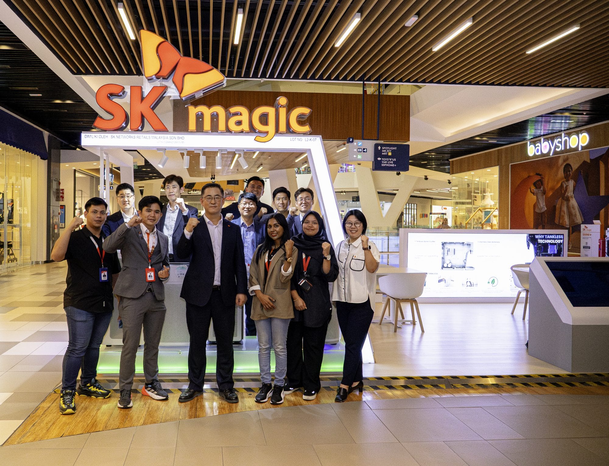 SK magic Malaysia Meletakkan Standard Baru Didalam Kebajikan Ejen ...