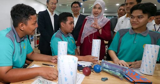 KPM Tingkat Intervensi, Dorong Minat Pelajar Terhadap STEM