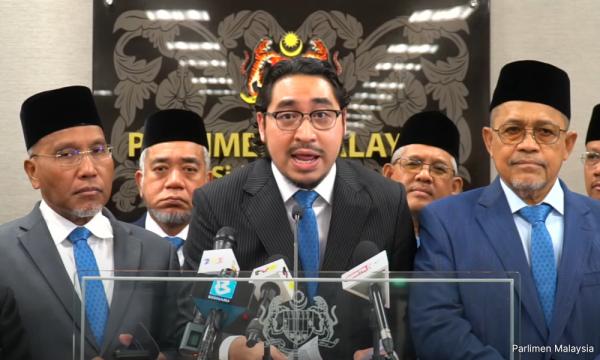 Coordinate with MPs, Wan Fayhsal tells flood aid givers