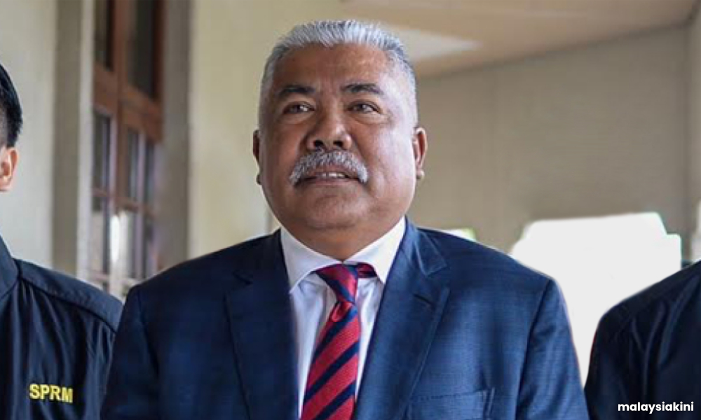 Appeals court frees ex-ministry sec-gen from graft